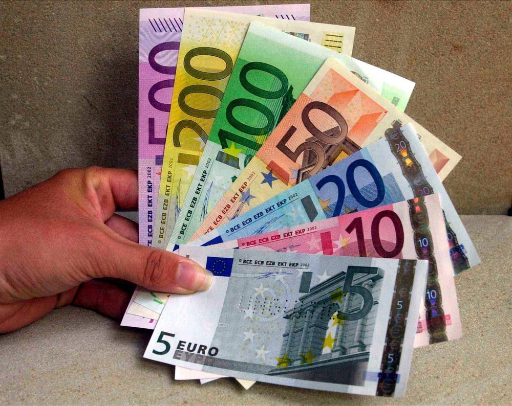 GLOBAL-MARKETS: Euro at two-year high, Asian shares barely budge