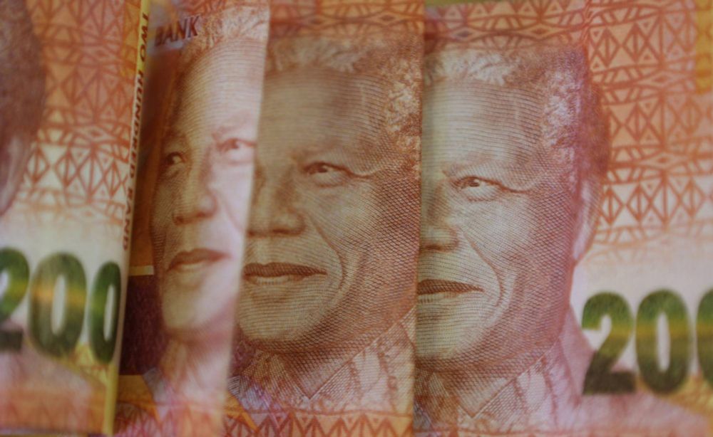 Rand opens flat