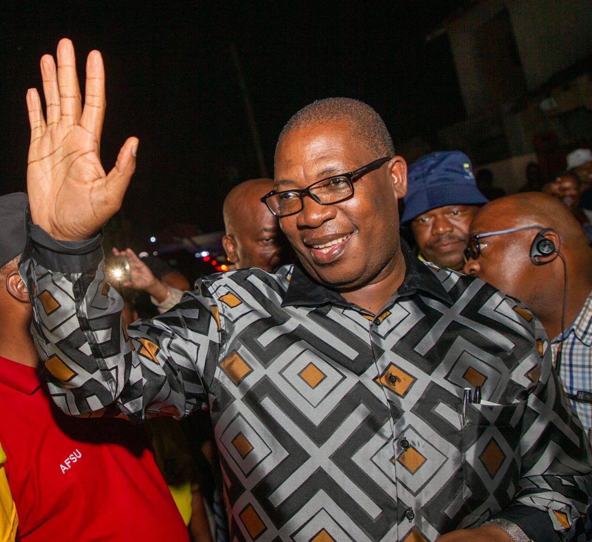 Lesufi leads charge to light up Ivory Park after long blackout