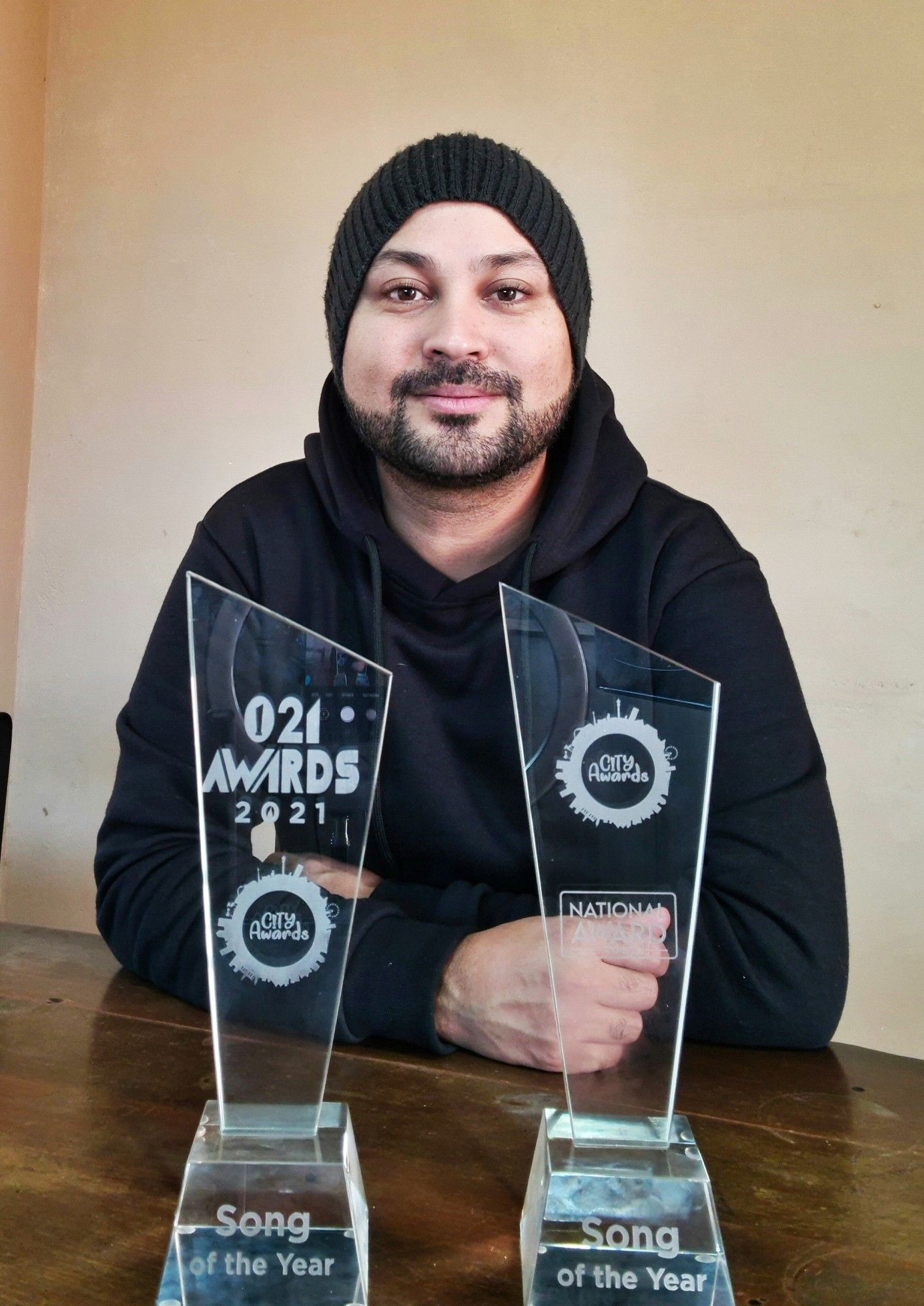 Cape singer scoops song of the year