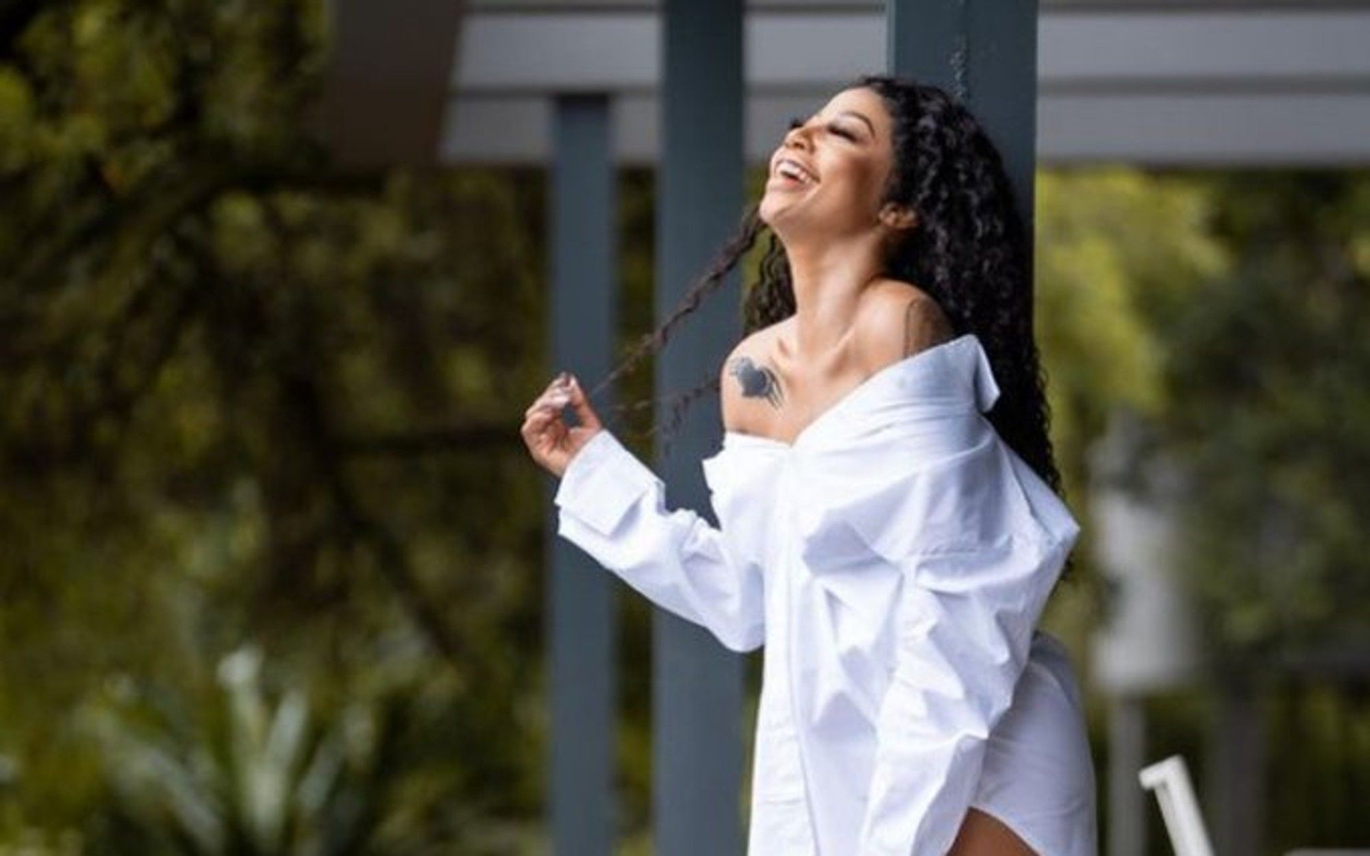 Ungabazane ngokufakaza kukaKelly kwelikaMeyiwa