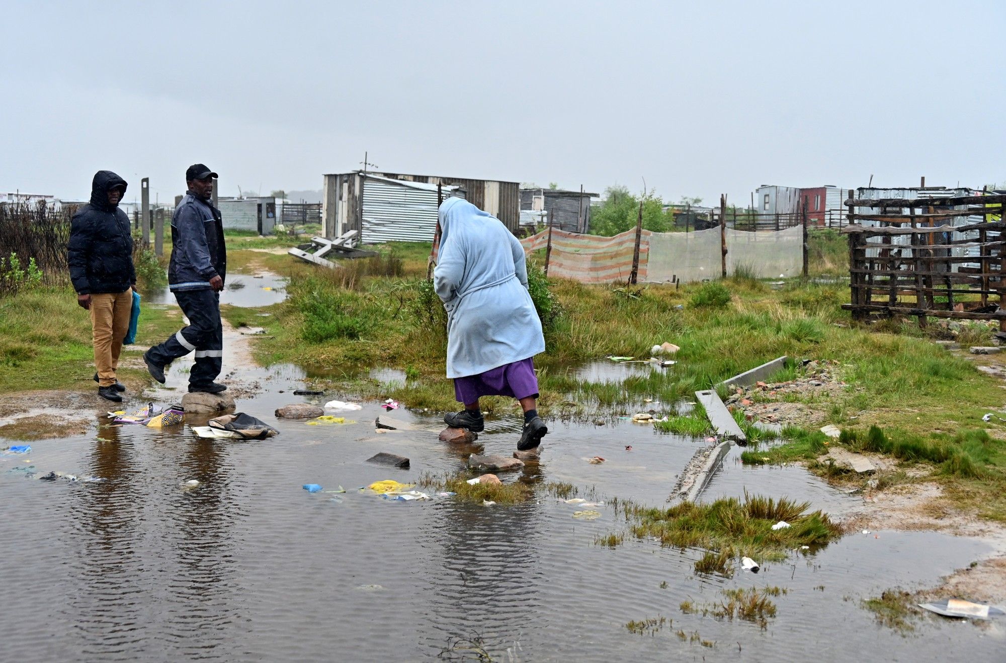 SA Weather Services issues weather warnings for Cape areas, KZN ...