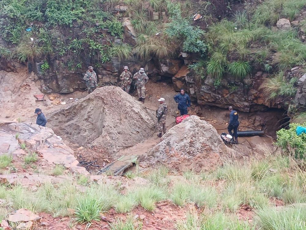Mpumalanga police arrest five in major illegal mining operation