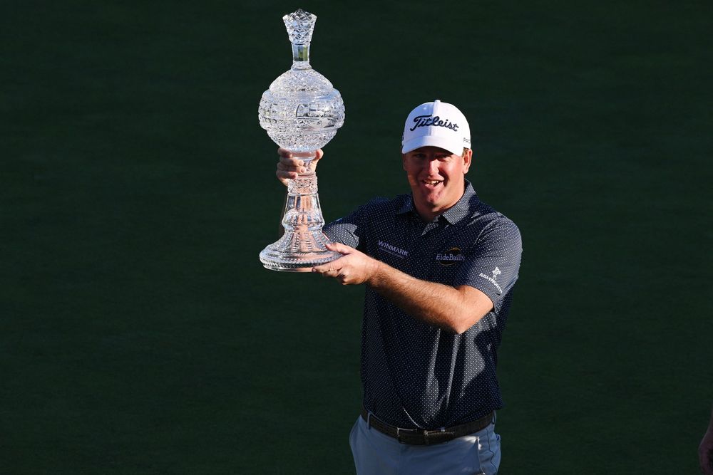 Tom Hoge holds off Spieth at Pebble beach for first PGA title