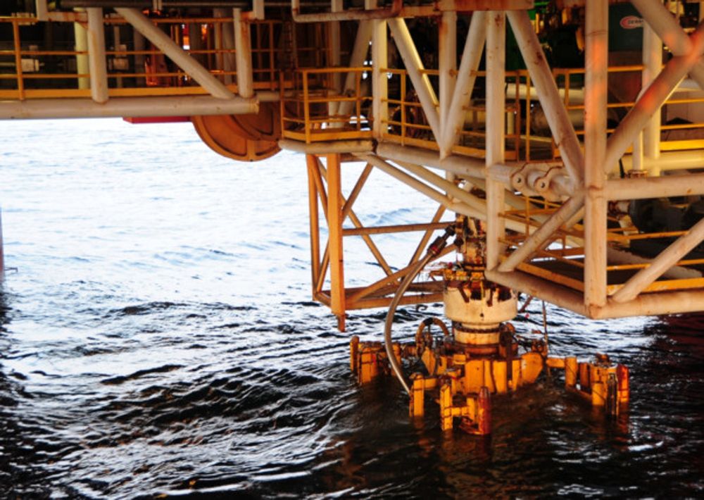 Agency in contempt over drilling ban
