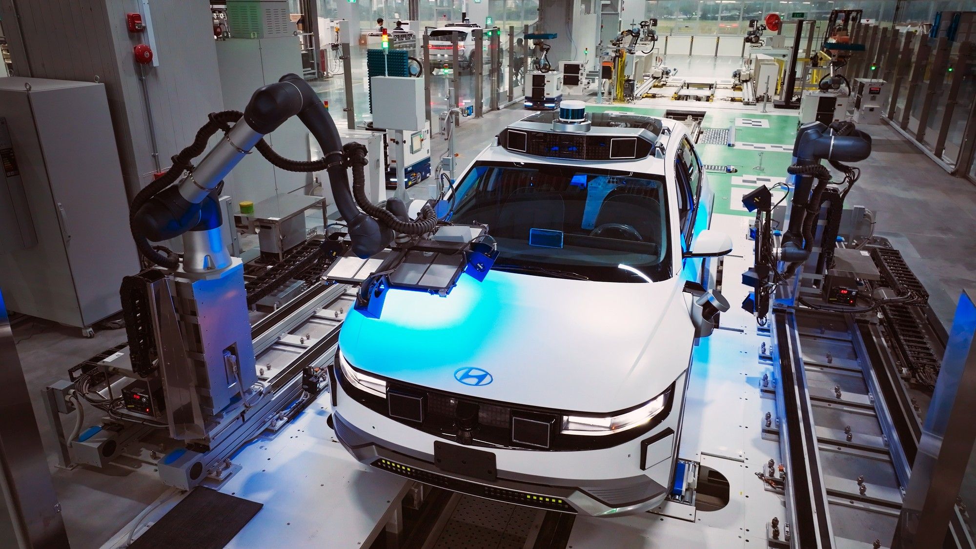 Hyundai’s new high-tech EV factory brings the metaverse to car production