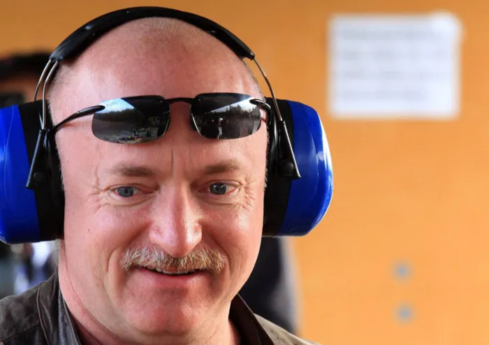 Twin astronauts to serve as test subjects