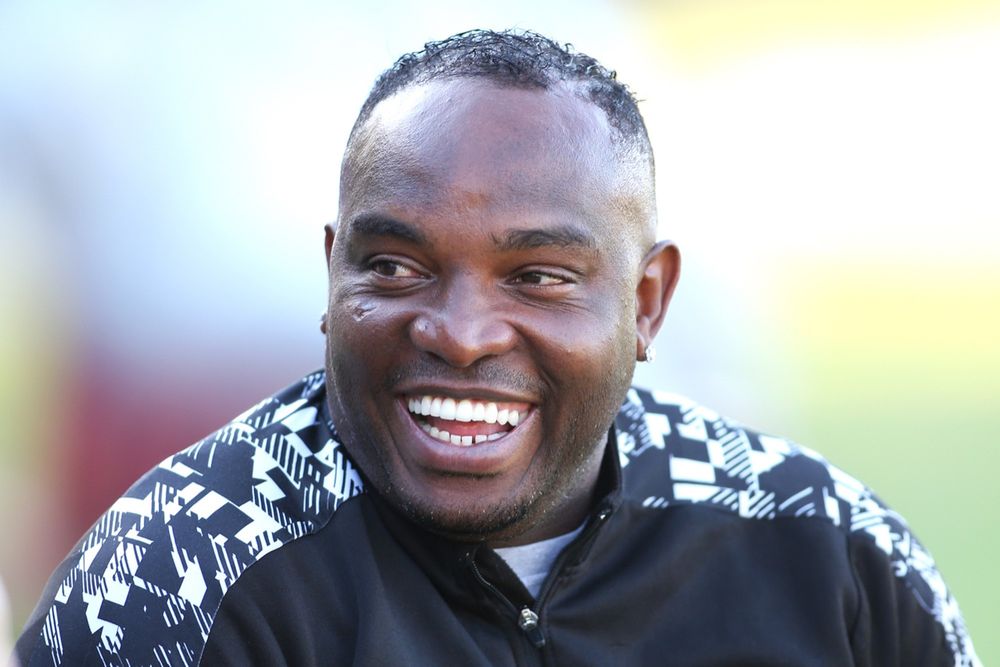 WATCH: Bruno Fernandes loving work with Benni McCarthy in the 18-yard area