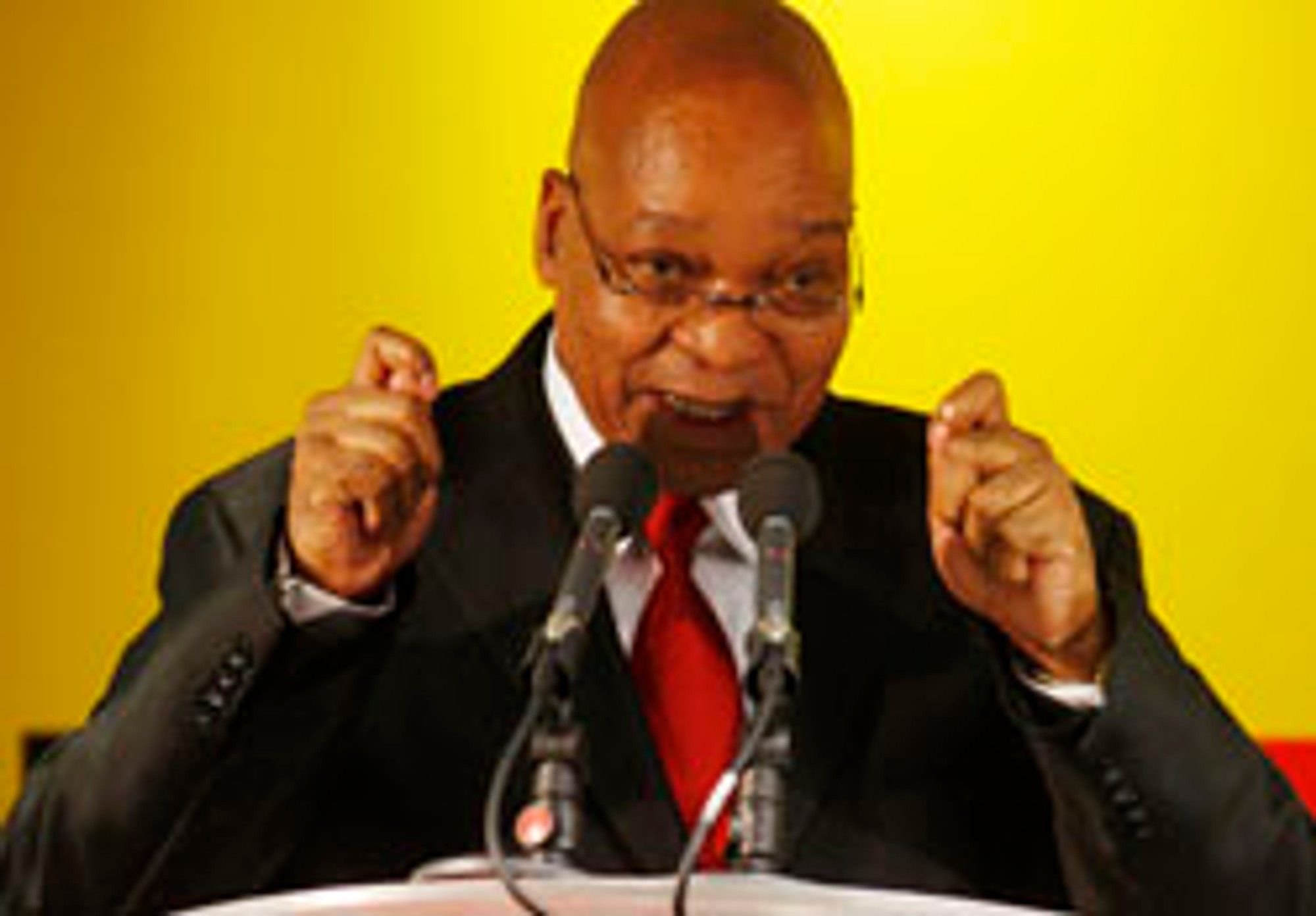 Zuma calls truce to prevent showdown
