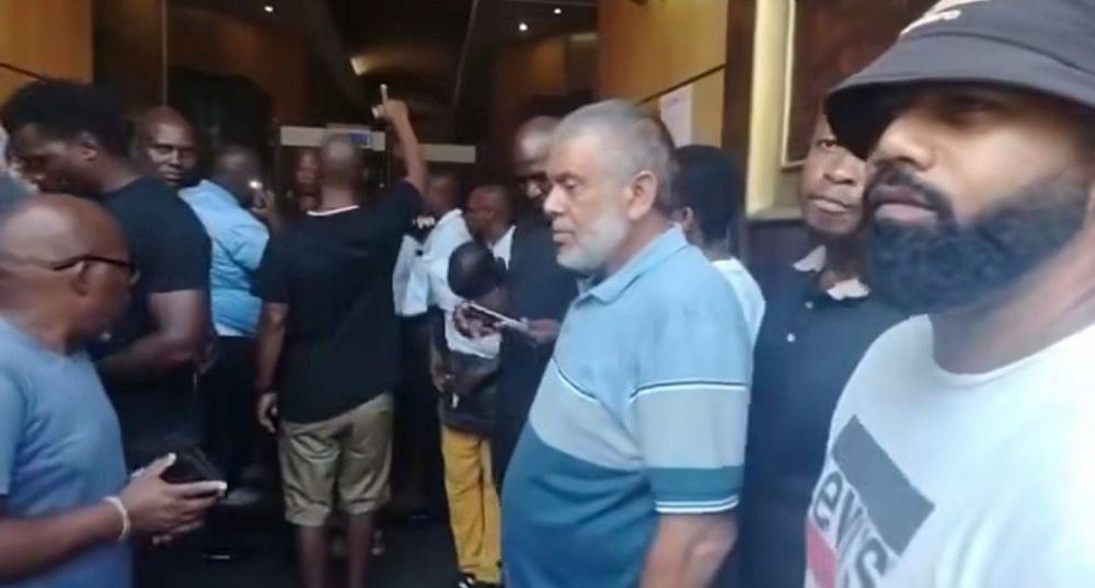 Threats of water service disruptions: city denies plumbers' payment ...