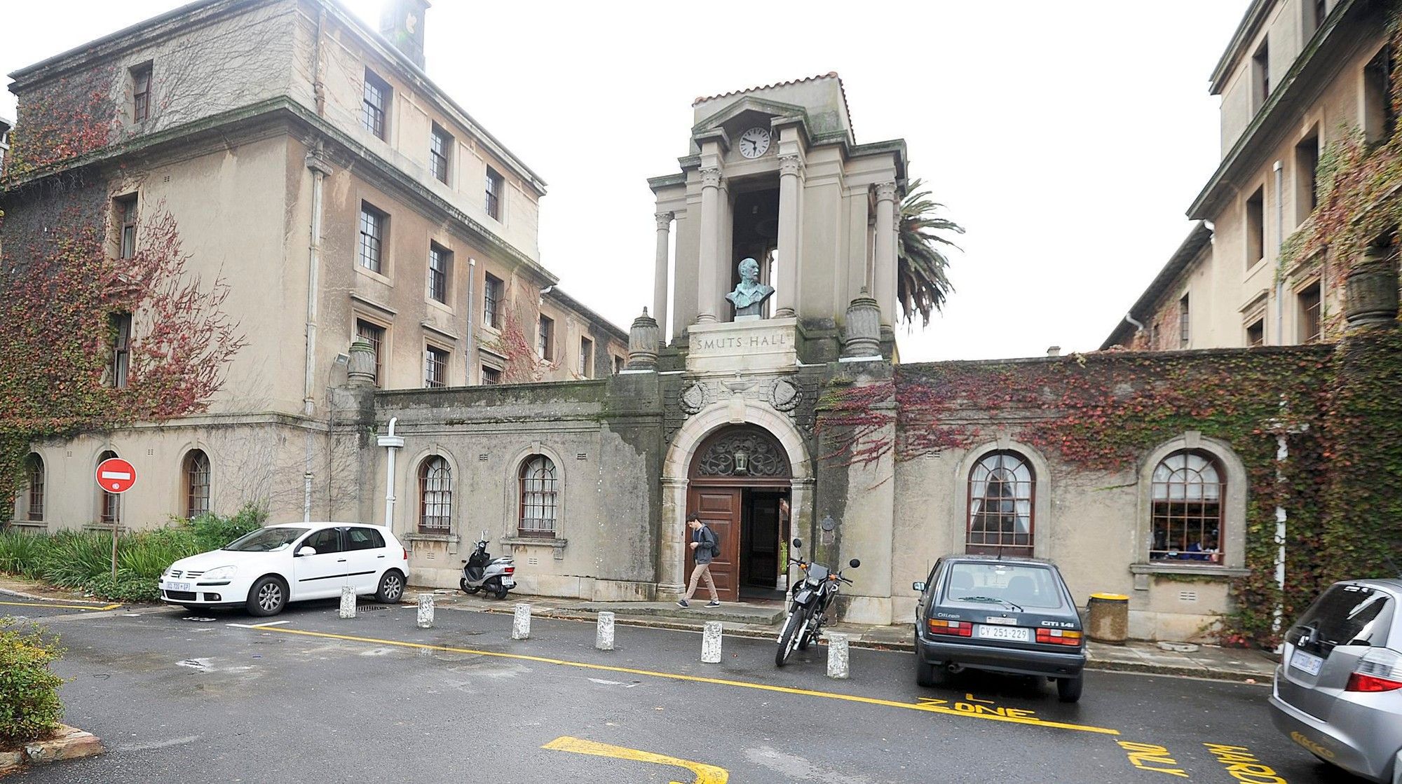 UCT embarks on renaming process for Smuts Hall students’ residence