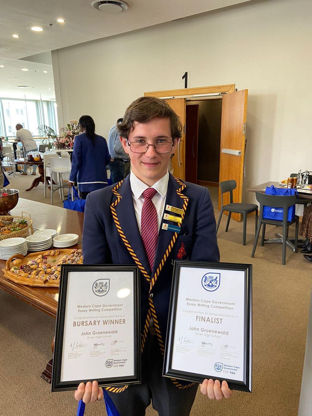 Buren High pupil shines in essay competition