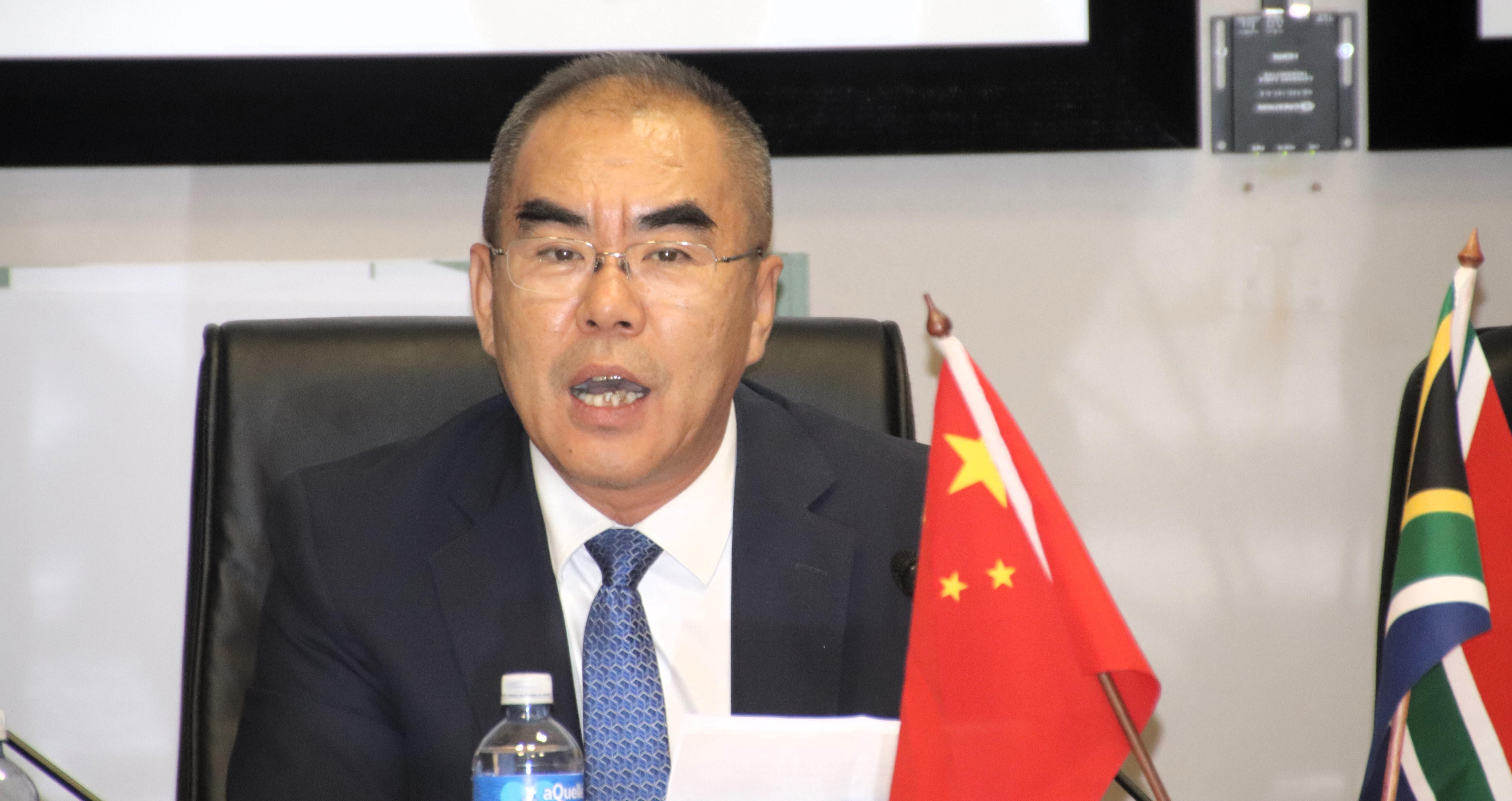 Empowering Education: Chinese Consul General Pan Qingjiang awards R500,000 in bursaries to ...