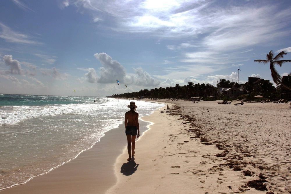 Stuck in Mexico, Ukrainian man scours social media for missing dad in ...