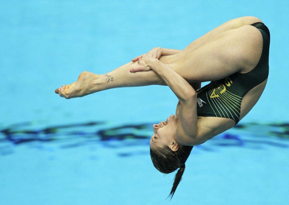 Stratton claims 3 metre diving gold