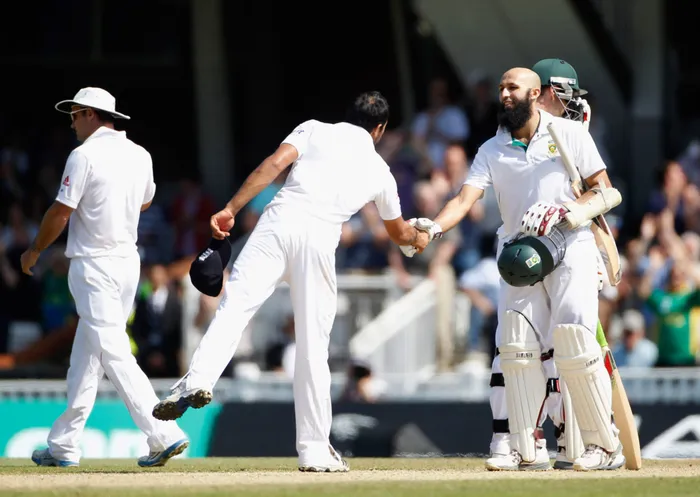 Amla sets triple ton record