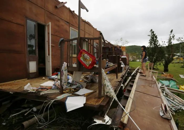 Cyclone Marcia weakens on southern course