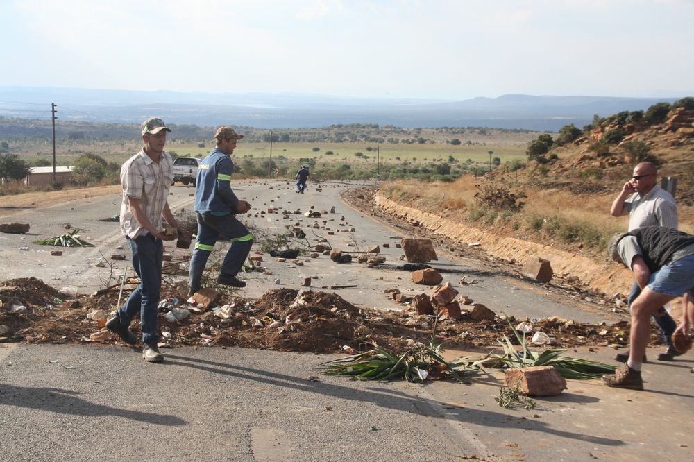 Koster protest suspended pending government task team's intervention