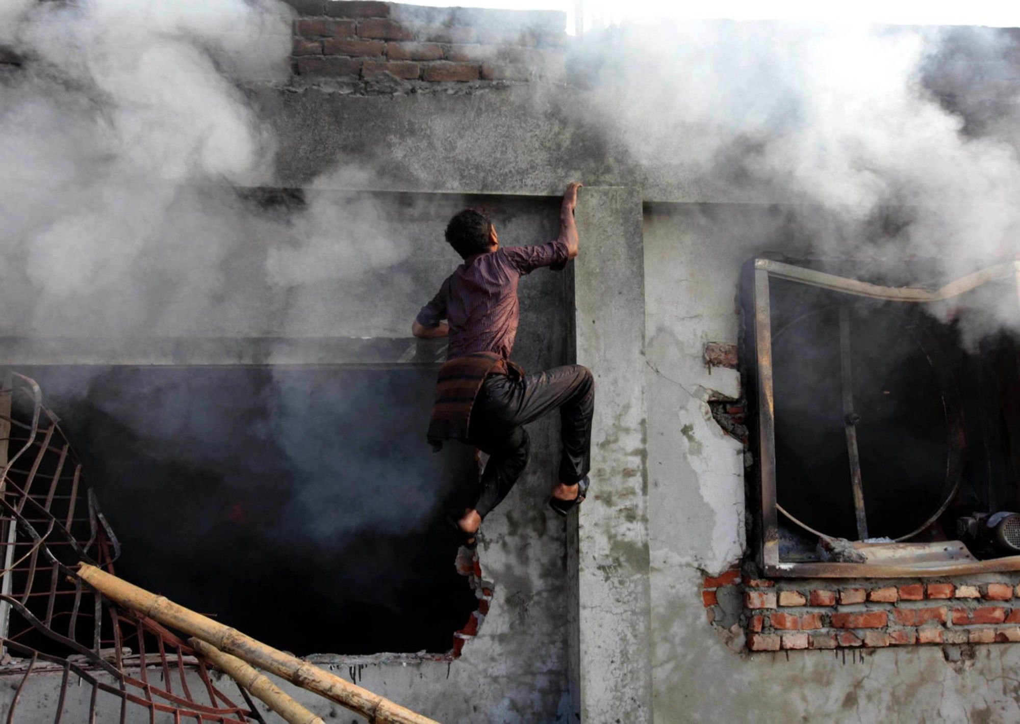 Factory fire: ‘emergency exit locked’