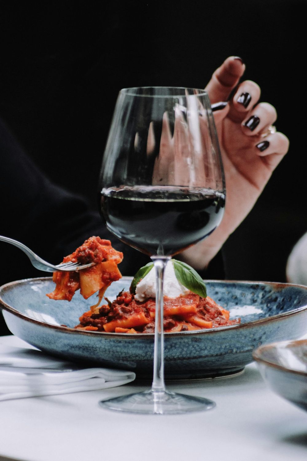 One glass a day is the limit on alcohol - scientists