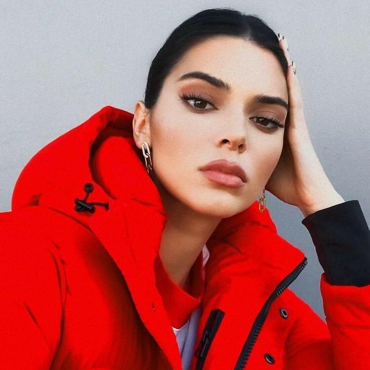 Kendall Jenner denies cosmetic surgery claims: why the internet isn't ...