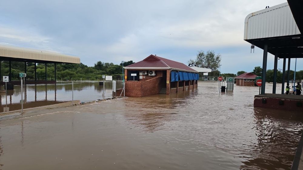 Grobler’s Bridge Port of Entry flooding: what you need to know