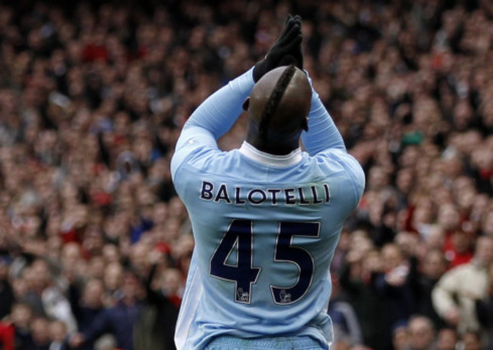 Mancini: Balotelli has a future at City