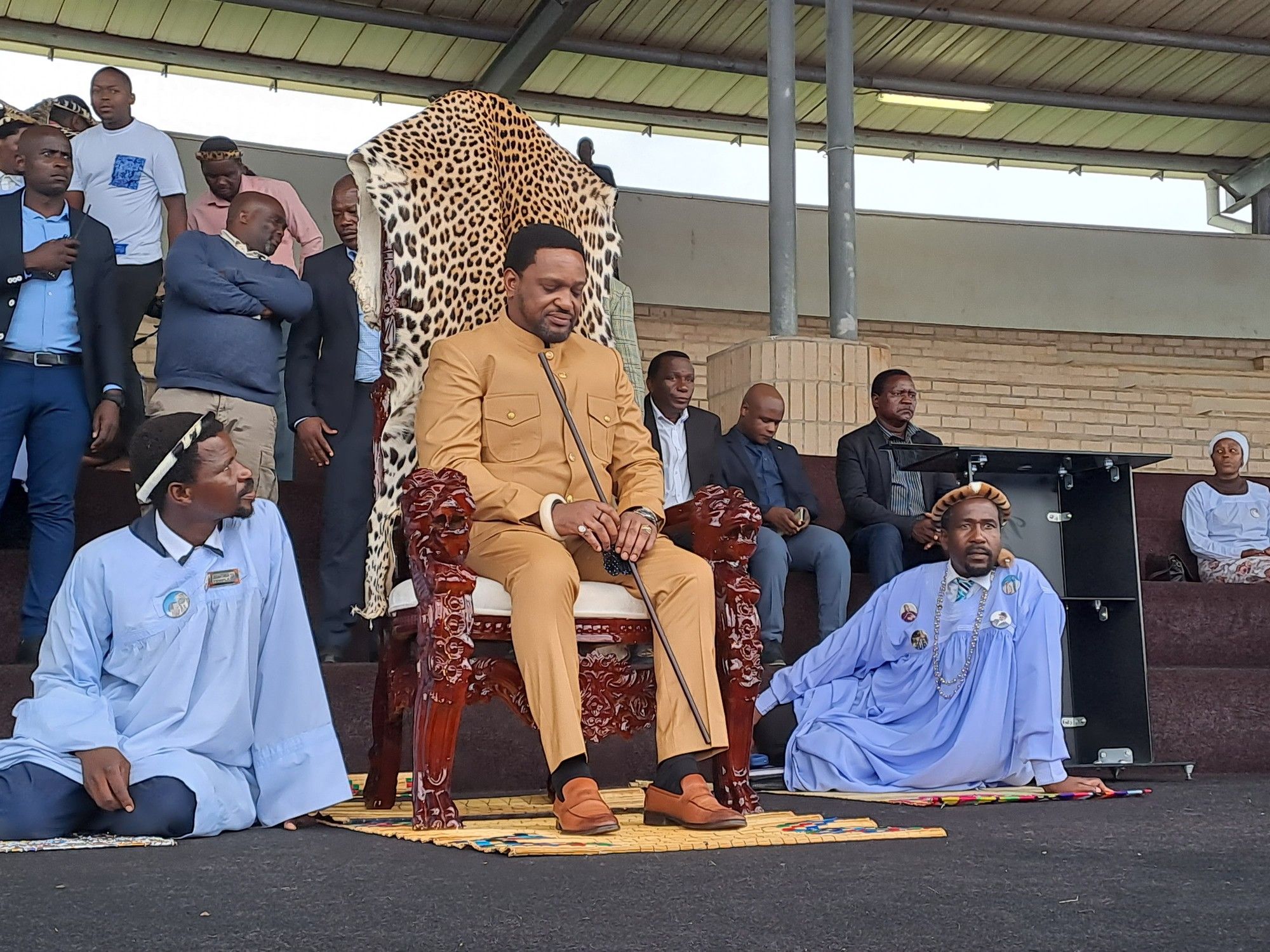 Devastated Zulu king skips the Shembe Church’s ceremony to mourn the ...