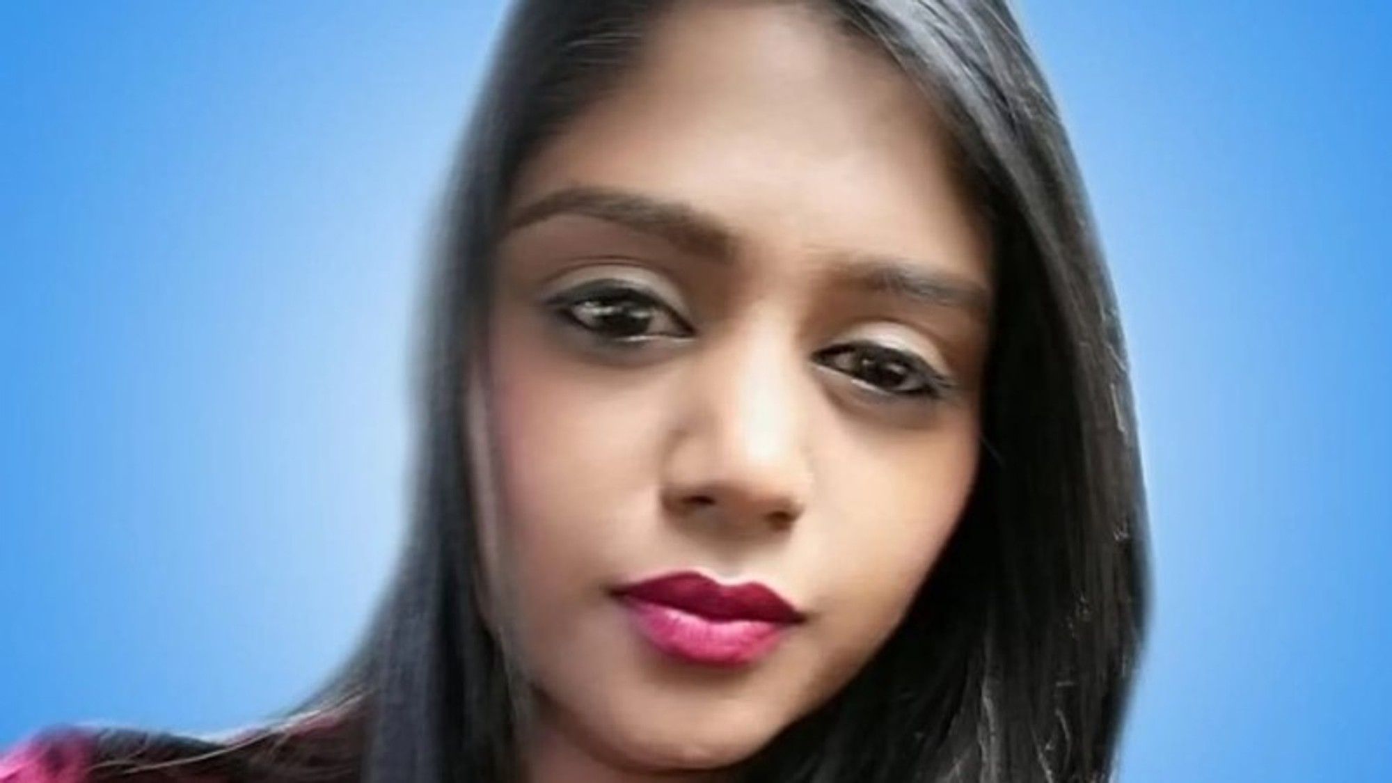 Killer strangled girlfriend with his bare hands until she “lost power”