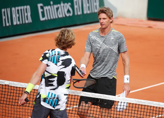 Andrey Rublev swats aside Kevin Anderson to reach fourth round in Paris