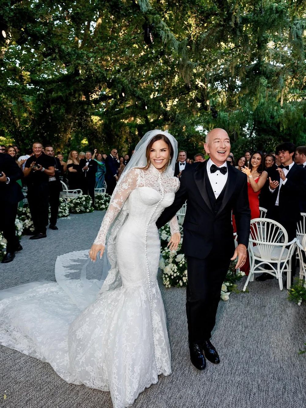 Billionaire Jeff Bezos hit with fines over his privacy hedge in Beverly ...