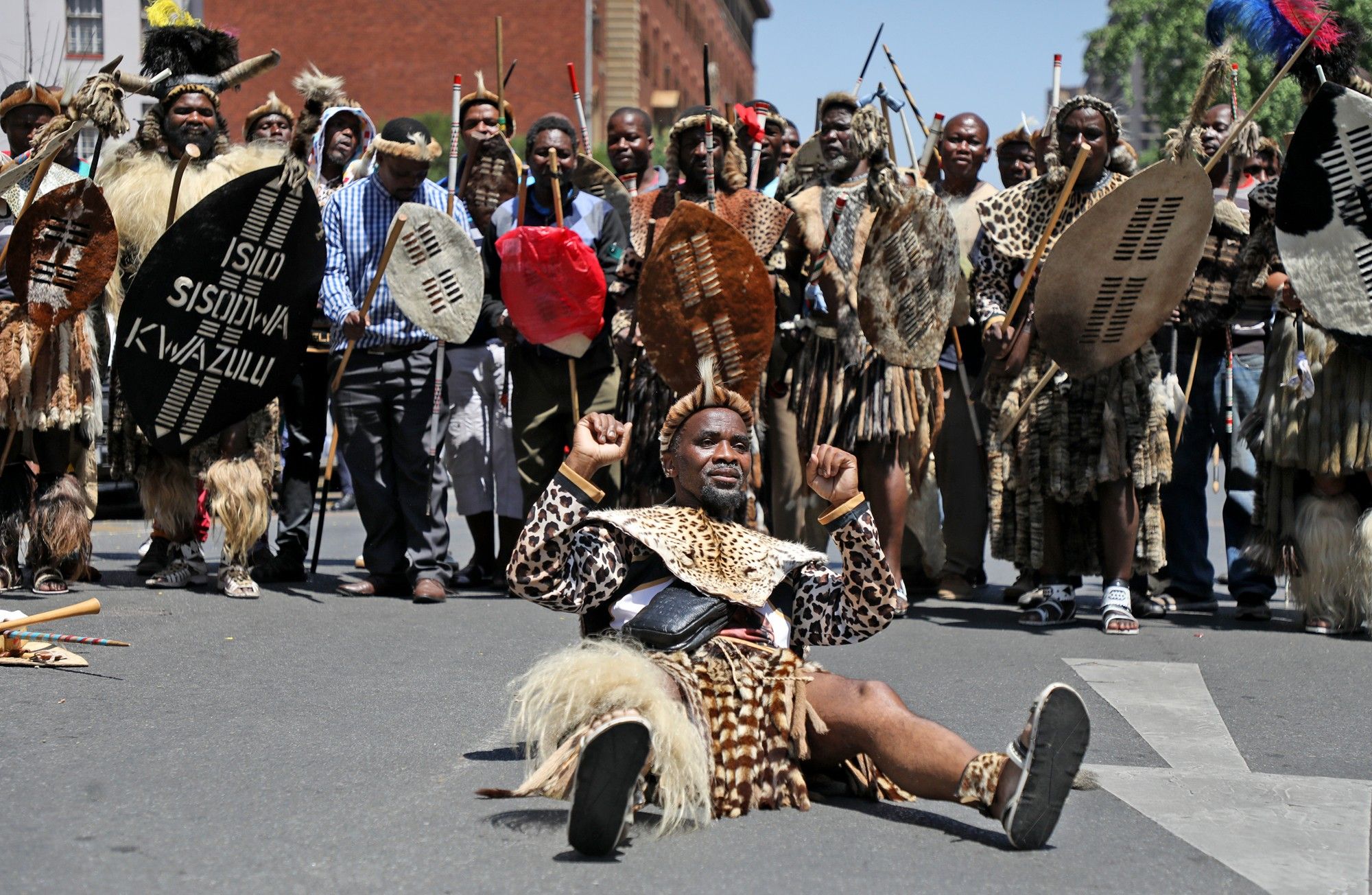 ‘King is not born but appointed’ idea dismissed