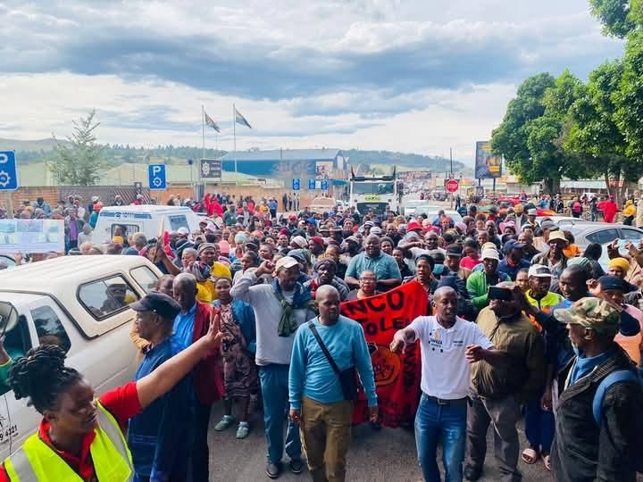 Bafuna isigidimi sikaRamaphosa sibanike indlebe abantu baseNgcobo!