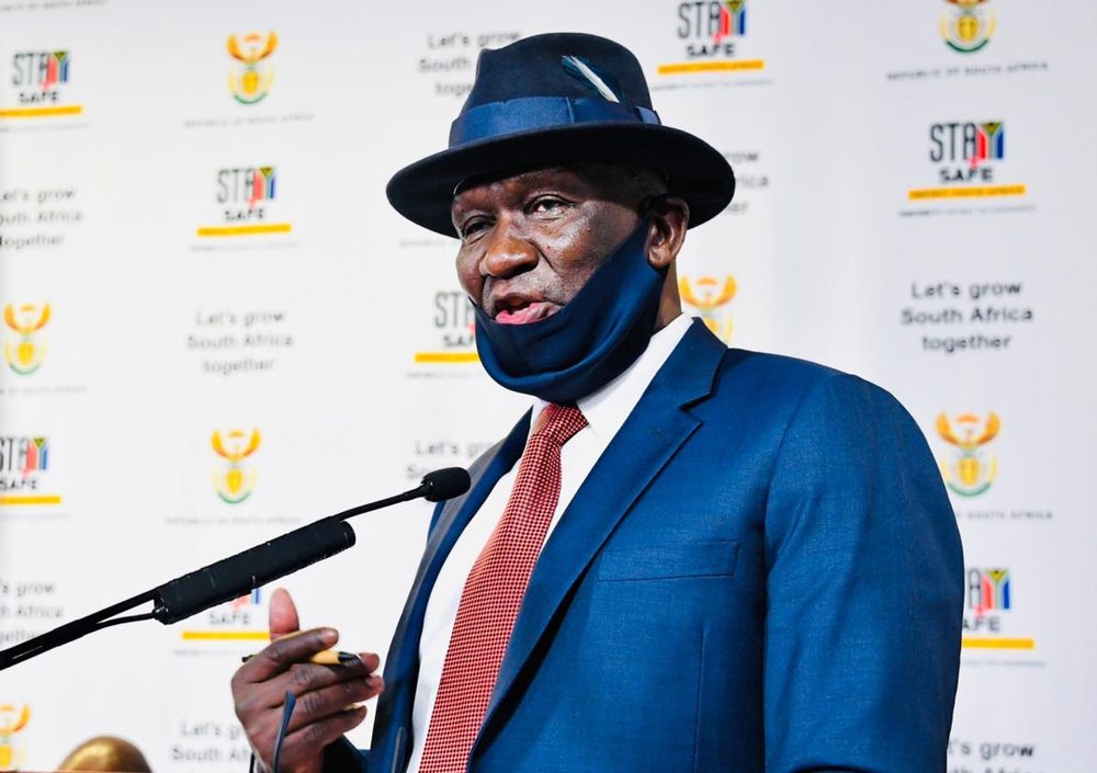 ‘Crime holiday’ in lockdown as Cele guns for booze