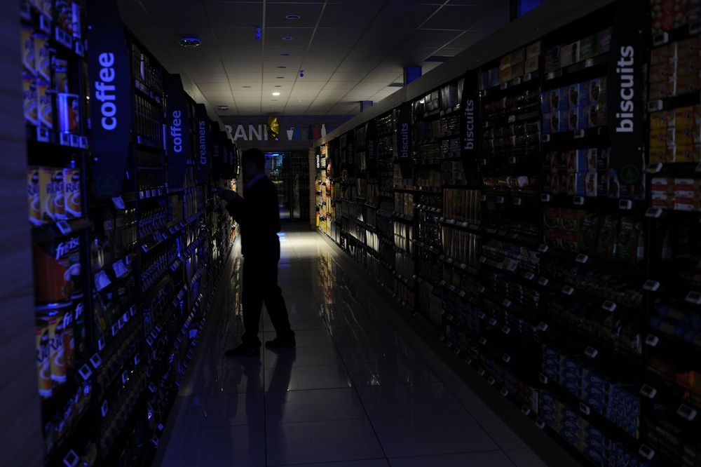 Eskom power cuts to aid festive criminals plan to hit malls, small ...