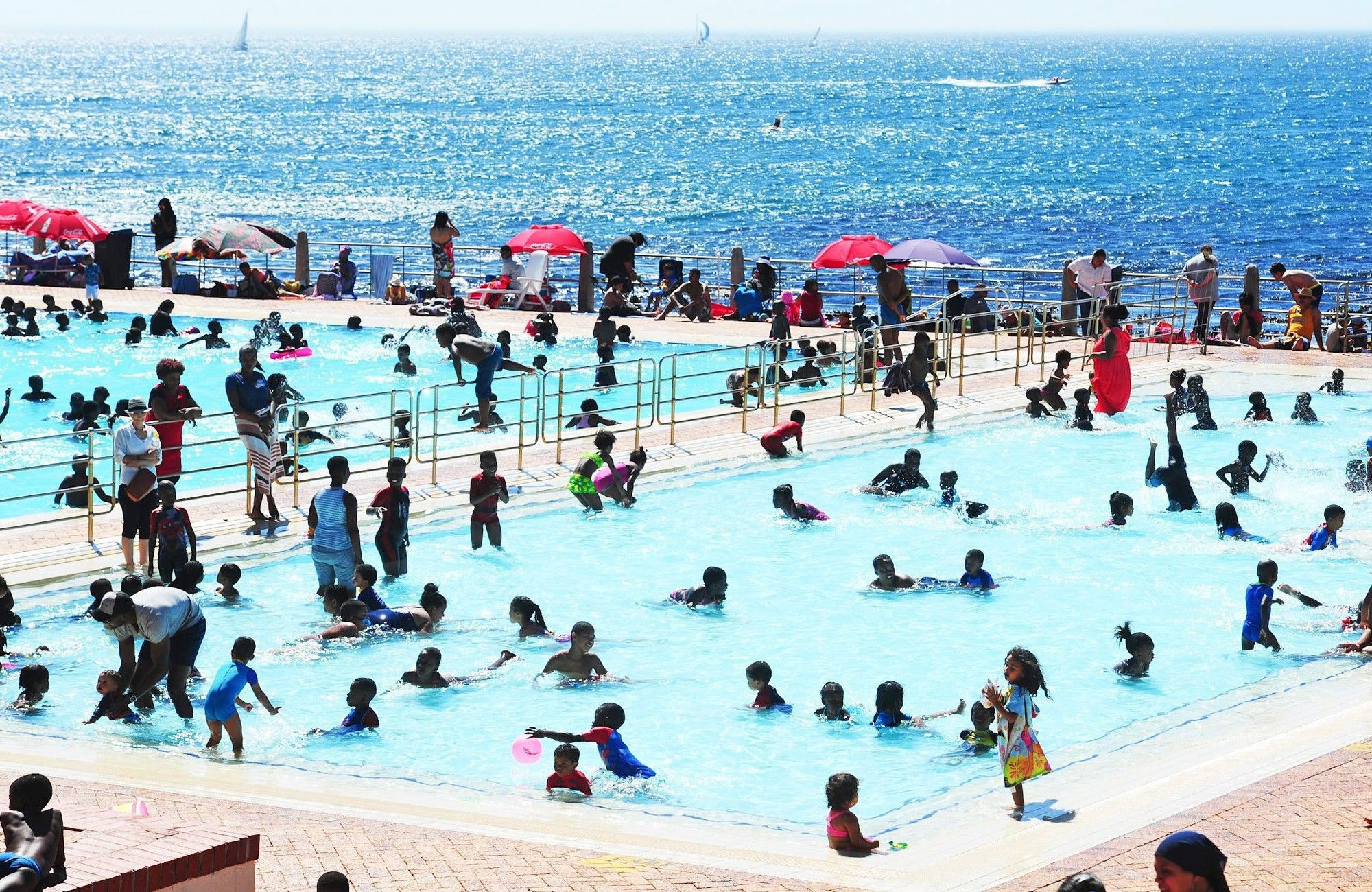 Cape Town pools will be open every day this festive season - but beware ...