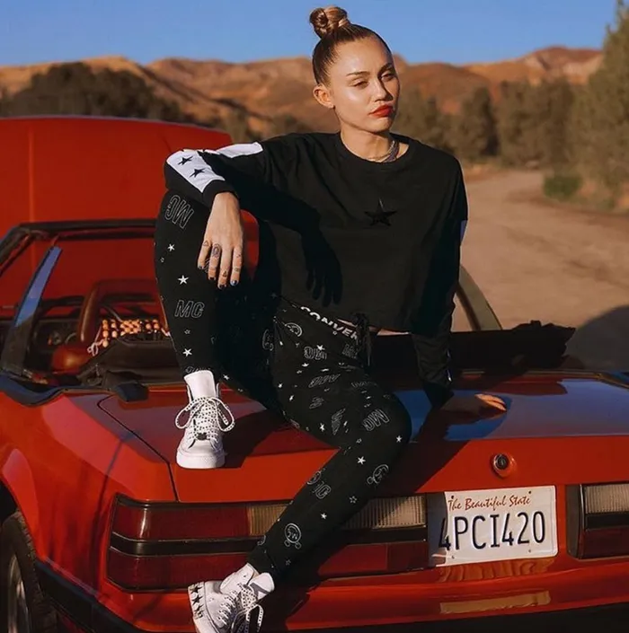 Miley Cyrus debuts vegan Converse fashion line