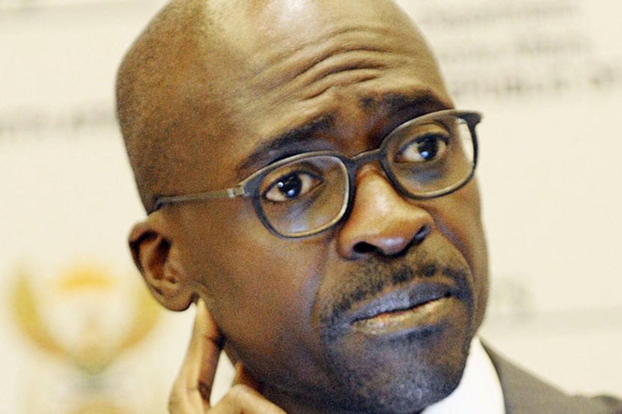 Gigaba applying mind on 200 000 Zimbabweans' fate
