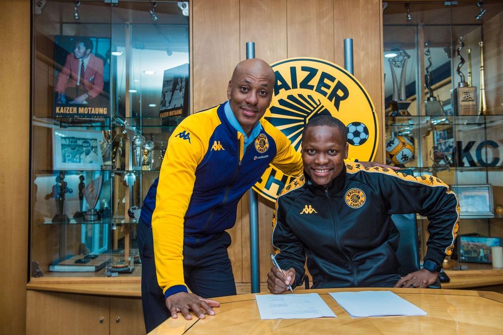 Kaizer Chiefs bolster defence with Thabo Moloisane signing