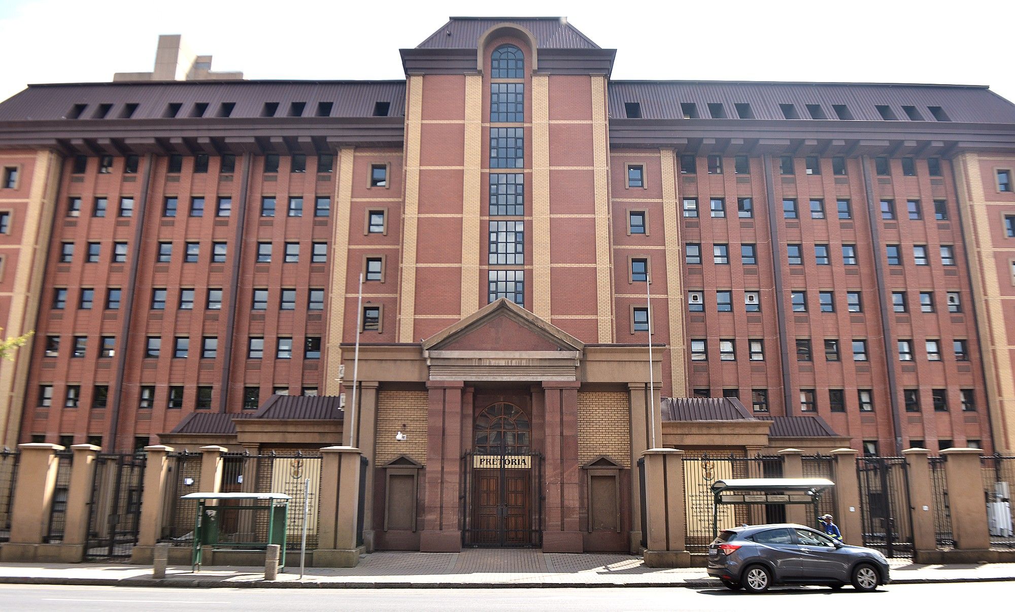 Judge to explain late judgments