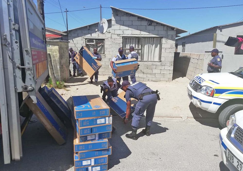 PICS: Bogus cops steal 300 flat screen TVs worth R2m