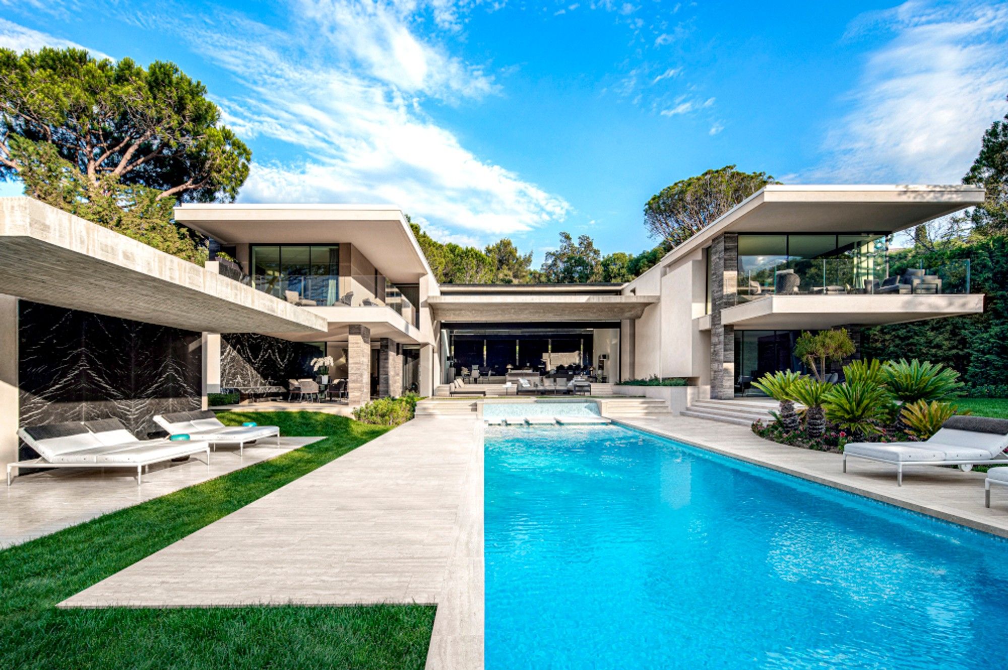 Inside the Luxurious Le Pine Residence Designed by SAOTA