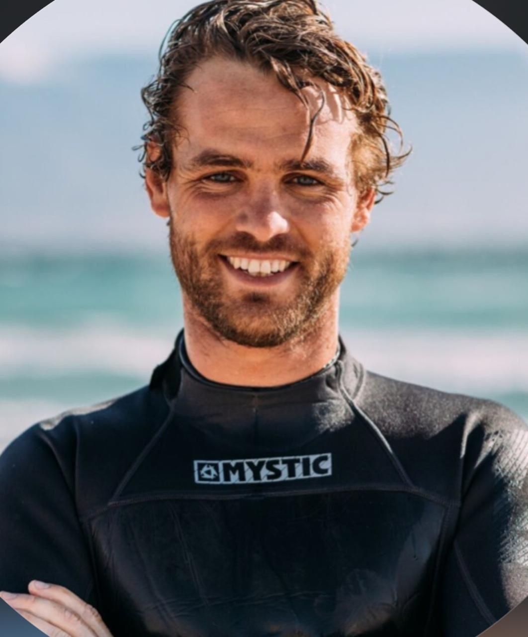 Body of missing Bloubergstrand kite-surfer found at sea