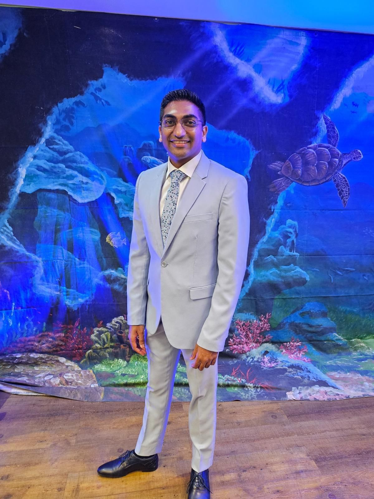 Professor Rubeshan Perumal given prestigious research award from UKZN