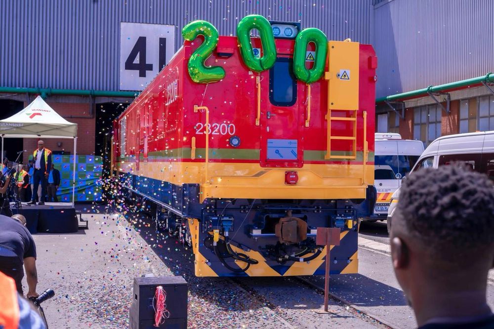 Transnet marks milestone as 200th Traxx locomotive rolls off Durban ...