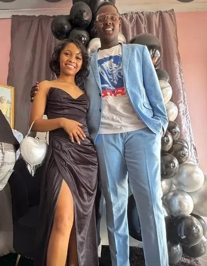 MATRIC BALLER - Kleinvlei Secondary learner Deago thanks his community ...