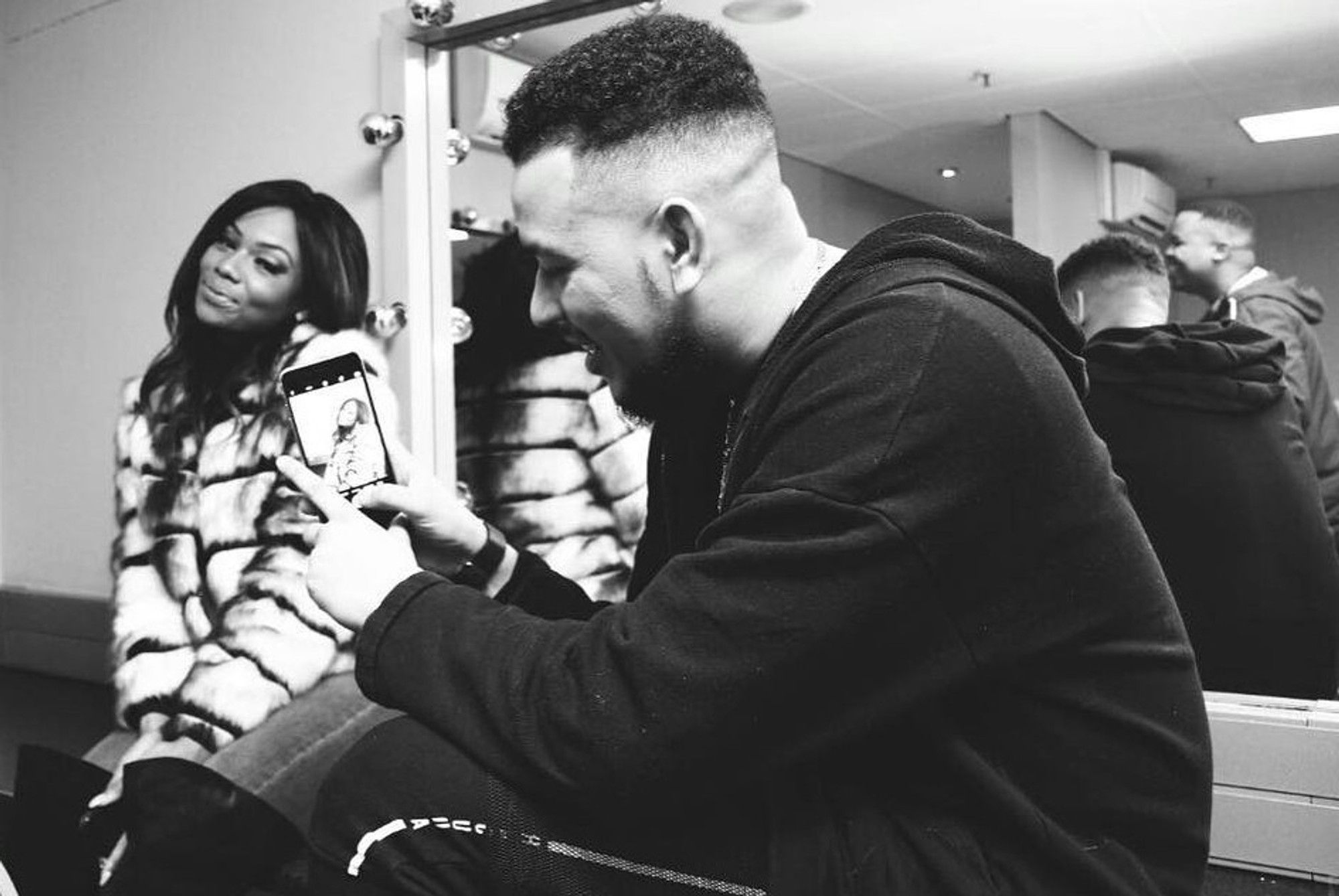 uAKA throws fan's phone from balcony