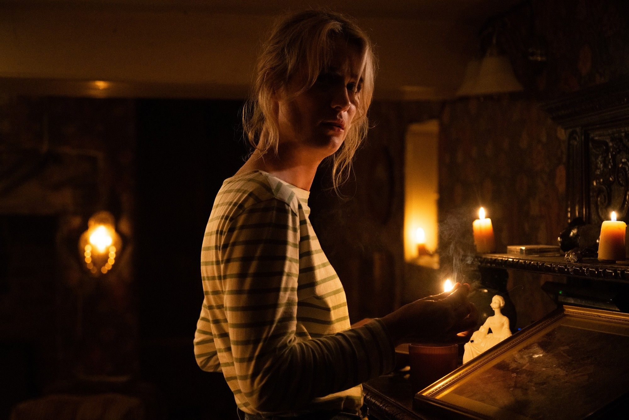 Mackenzie Davis peels back the layers of her character in the ...