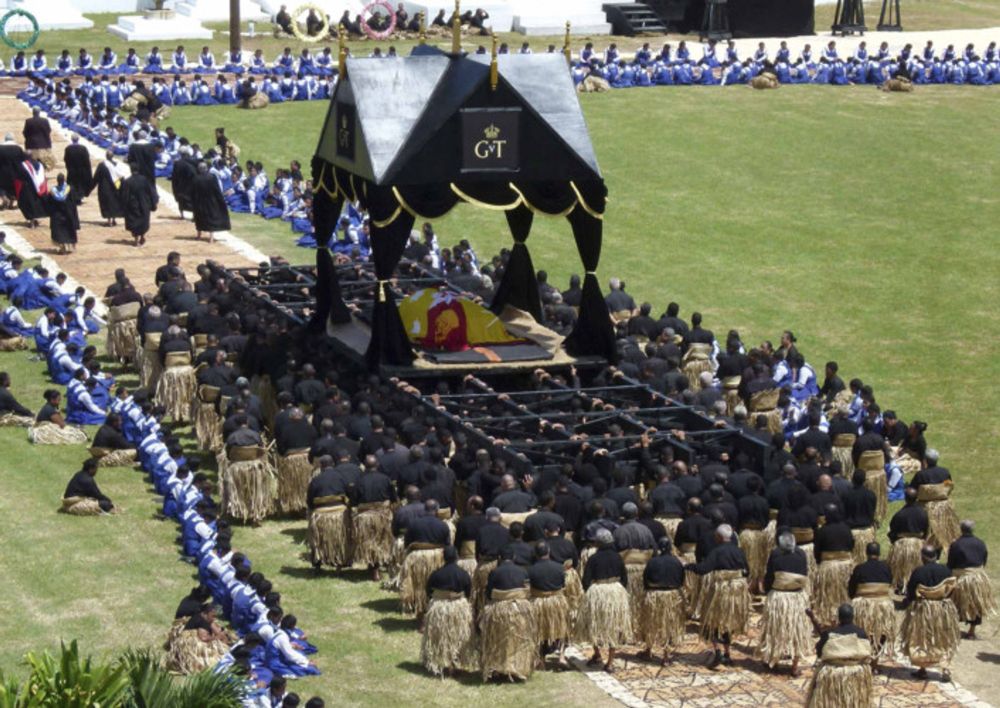 Tonga king laid to rest