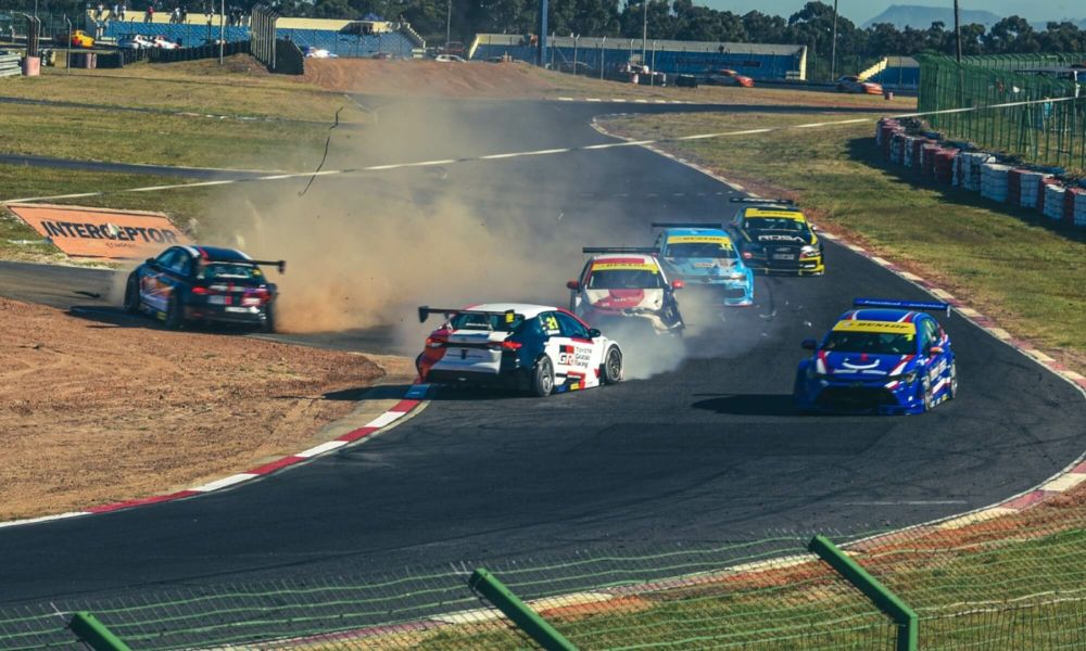 WATCH: Hectic GTC crash at Killarney Raceway